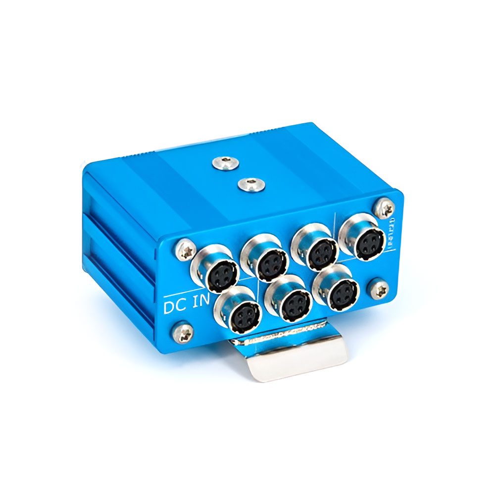 Audioroot vmDBOX Power Distributor with Built-In Voltmeter - Everything ...